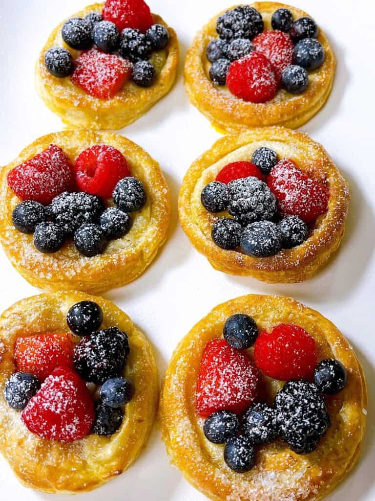 Mini Cream Cheese Puff Pastry Bites: July 4th Celebration | Powell ...